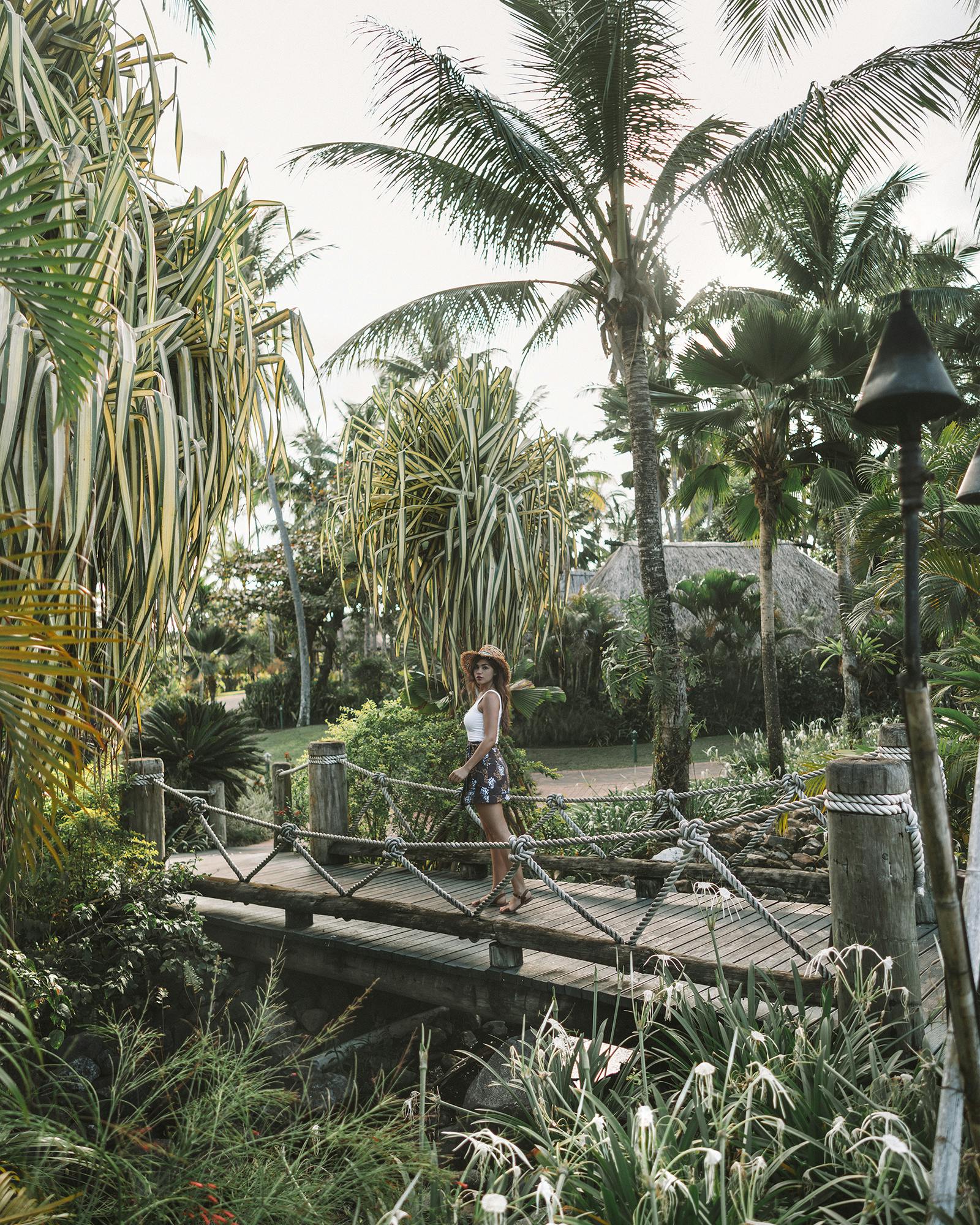 Waking Up in Outrigger Beach Resort, Fiji | Away Lands